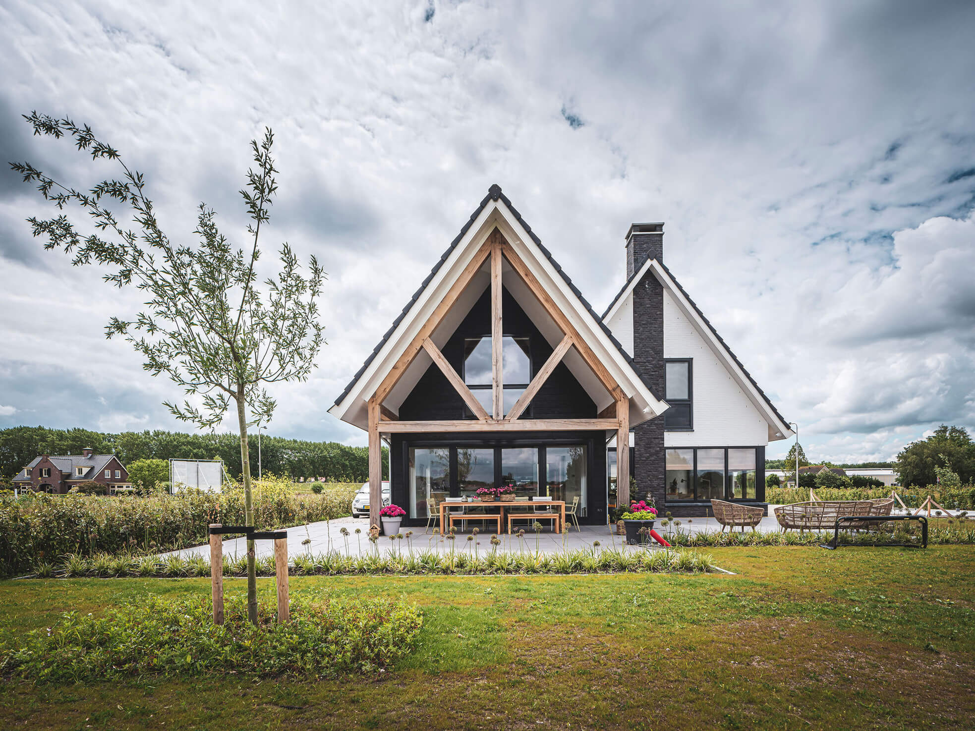 Huis met houten balken bouwen - Buitenhuis Villabouw